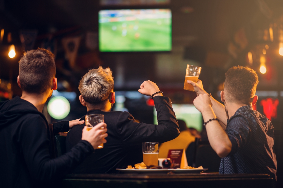 The Best Bars to Watch Football in Madrid ⋆ Discover Madrid
